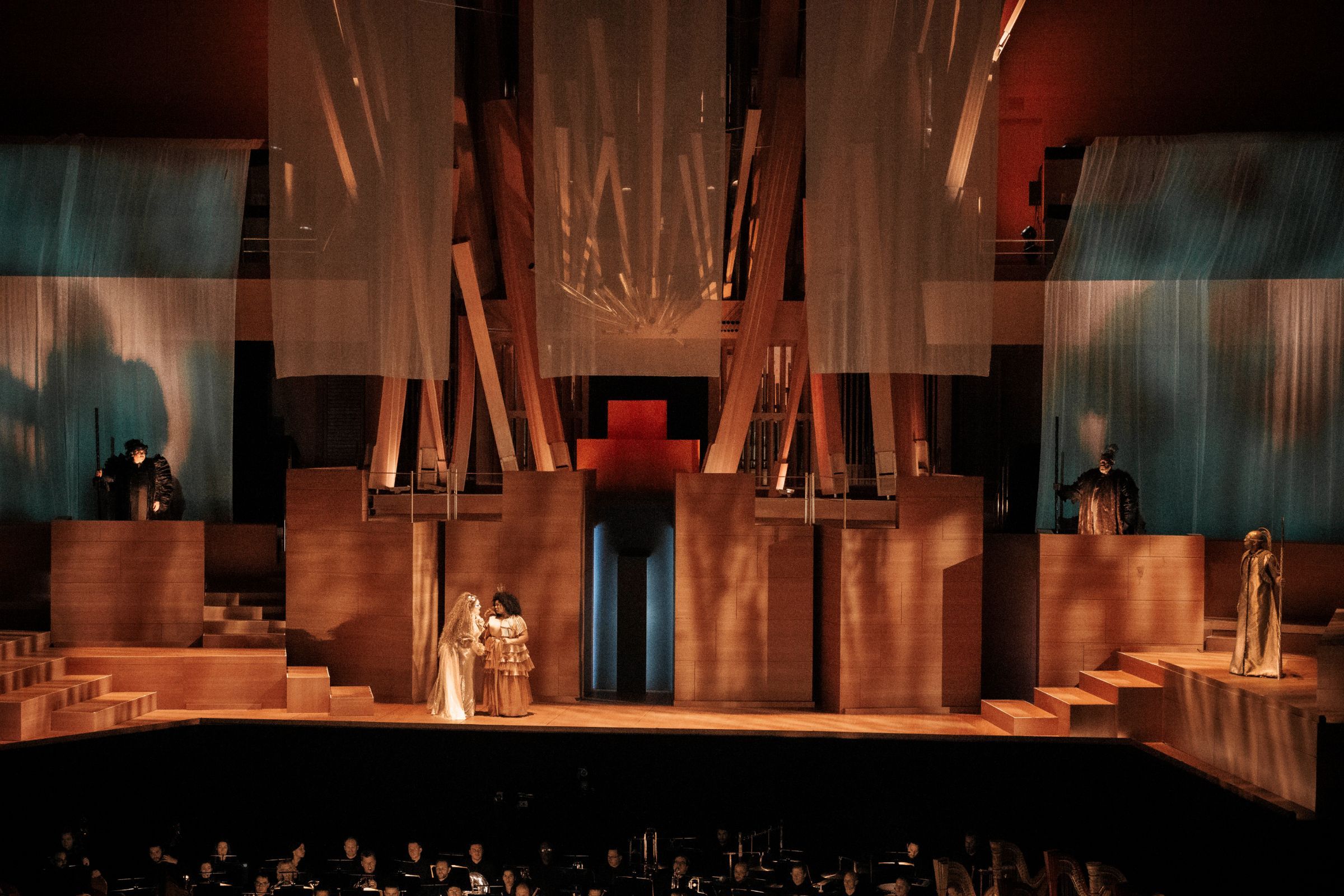 Dudamel and the LA Phil illuminate Rheingold | Bachtrack