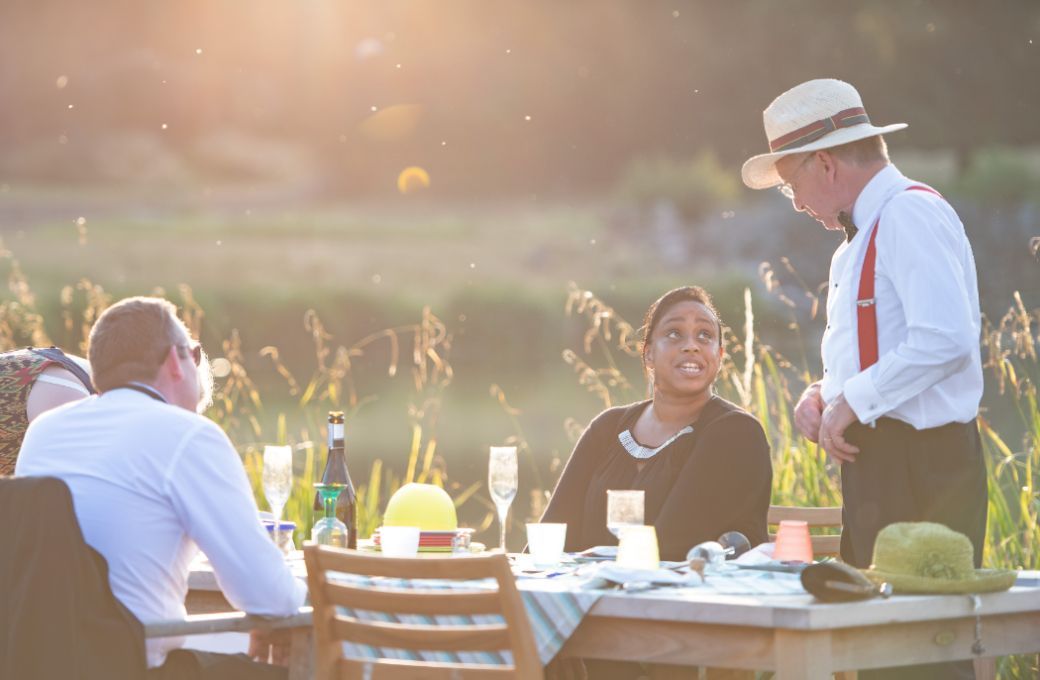 Champagne on the lawn: UK festival opera highlights | Bachtrack