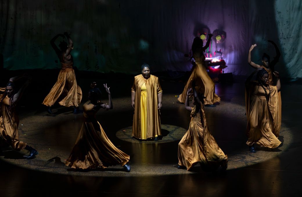 The Golden Stool: una resignificación musical de corto alcance para ...