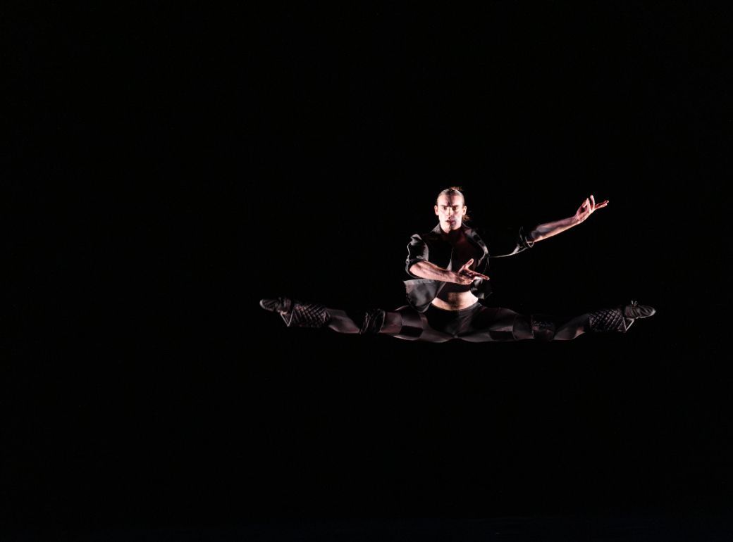 Exhibitions of style: Hubbard Street Dance returns to New York | Bachtrack