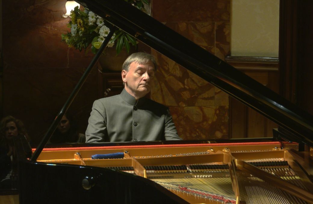 Conviction, passion and clarity: Sir Stephen Hough at Wigmore Hall ...