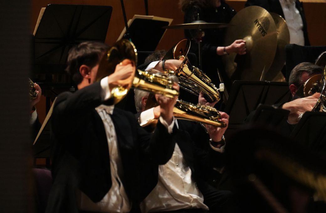 An end-of-term Mahler 6 from the Hallé in Manchester | Bachtrack