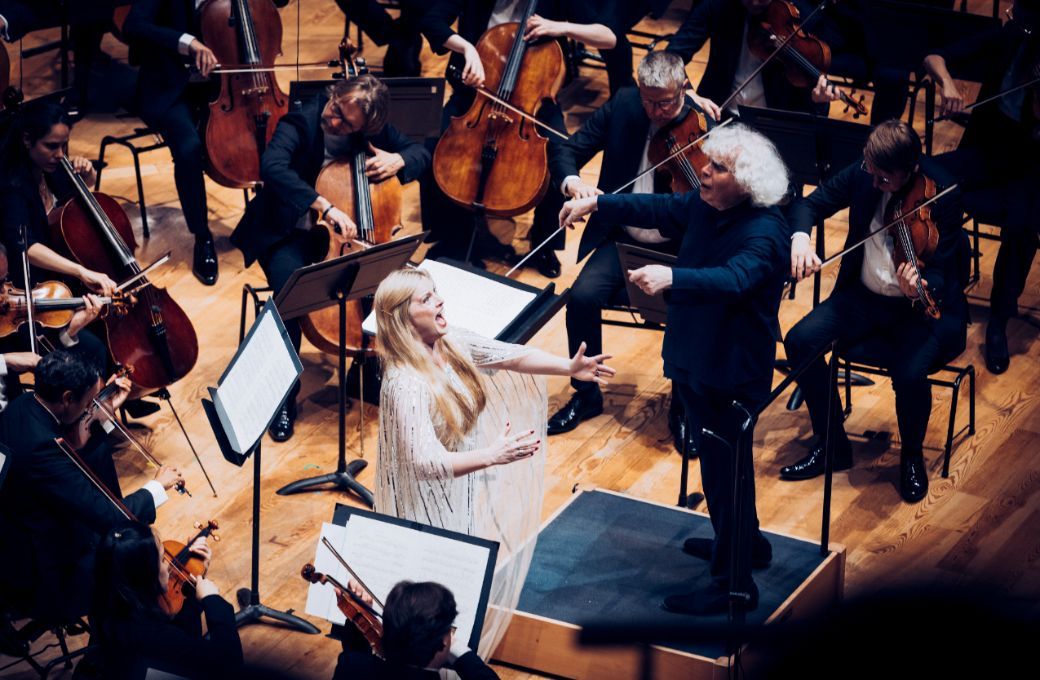 Entre terre et ciel avec Mahler, le LSO et Simon Rattle | Bachtrack